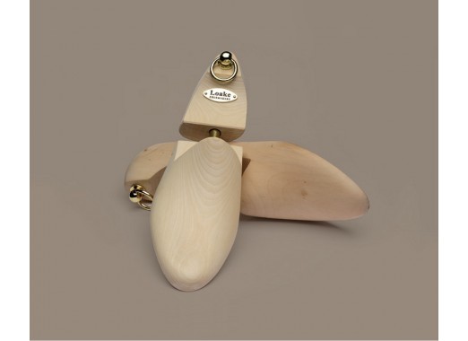 Loake Cedar Wood Shoe Tree - £35 | Clermont Direct